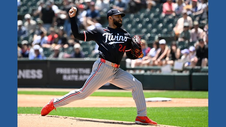 Blue Jays acquire right-hander Simeon Woods Richardson from Twins for ...