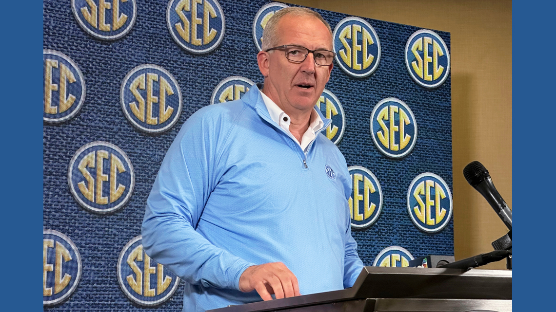 The Big Ten and SEC don't like the college sports bill in Congress. Can ...