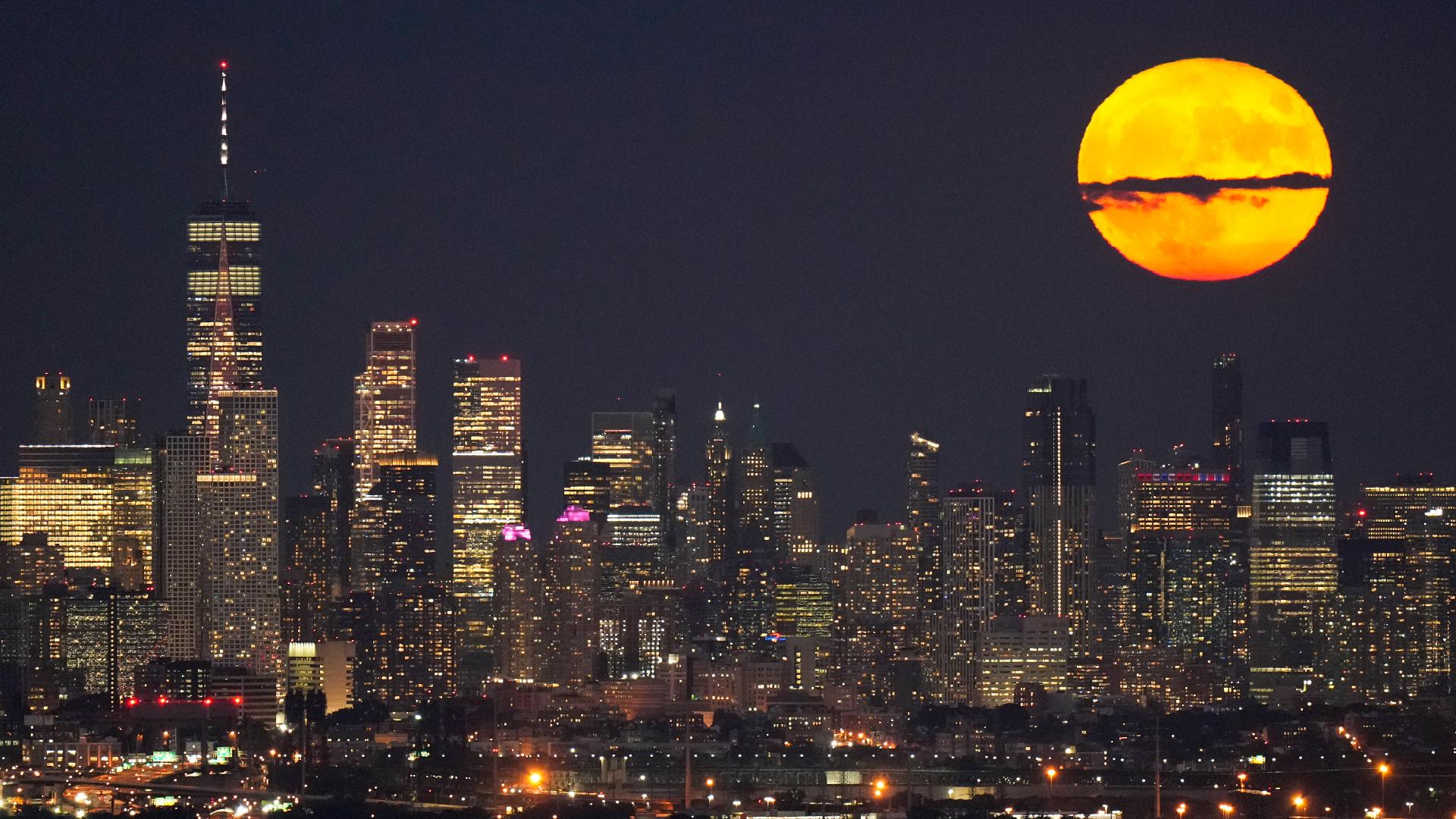 Harvest moon: How to watch the supermoon, lunar eclipse Tuesday | ktvb.com