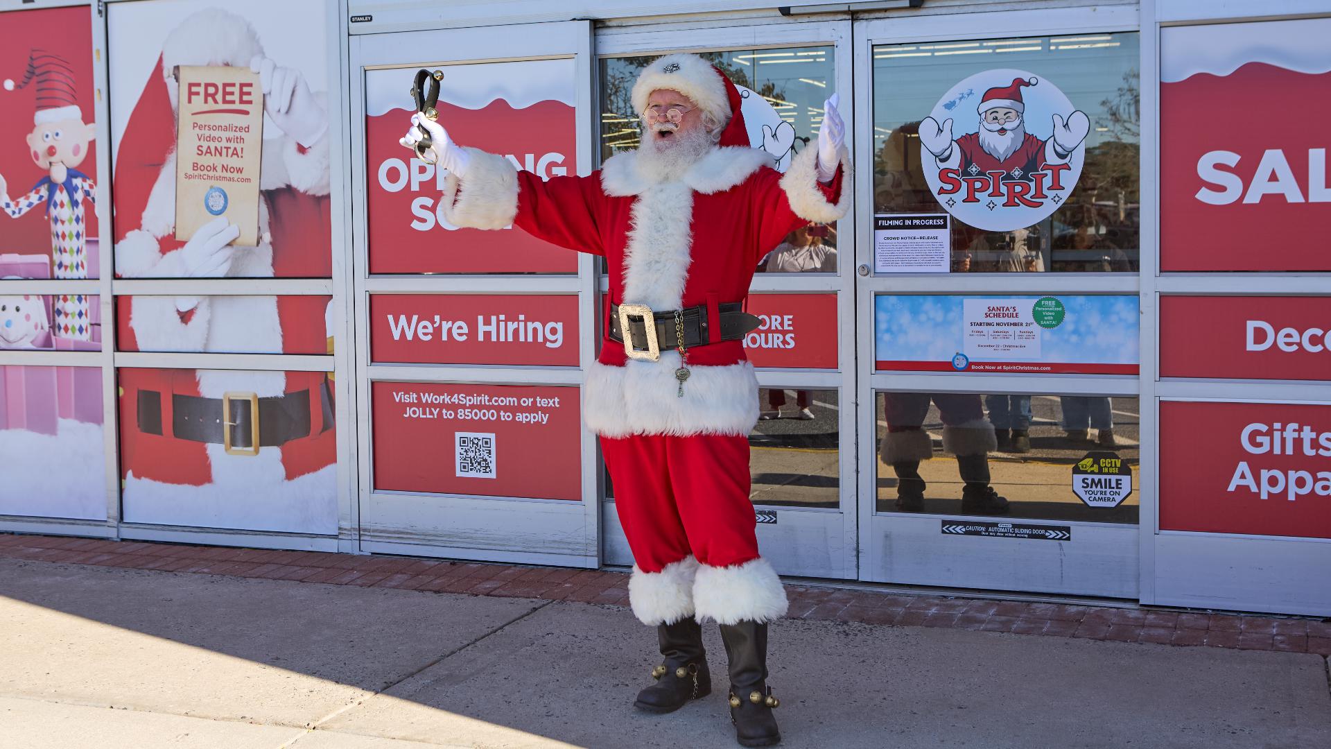 Spirit Christmas opens first location: See where the retailer will open ...