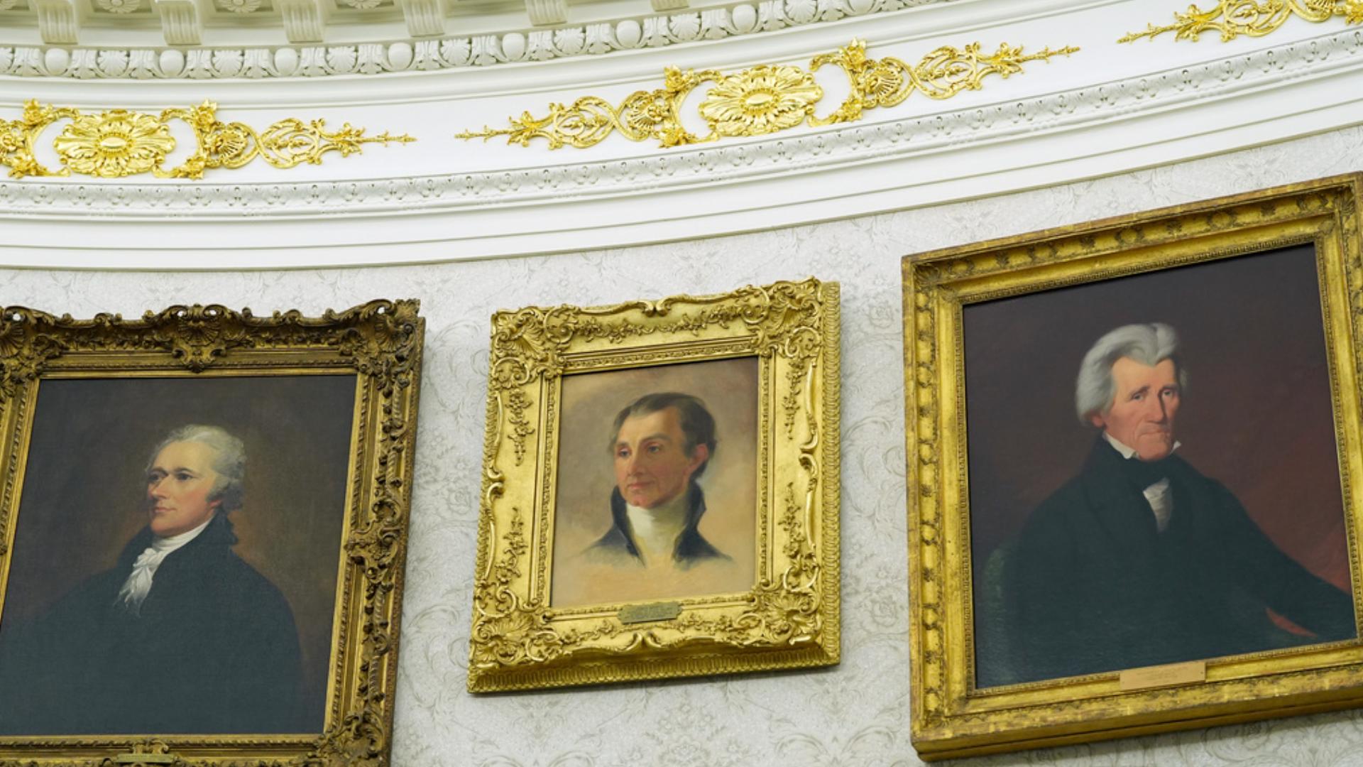 Trump revamps Oval Office with golden touches | ktvb.com