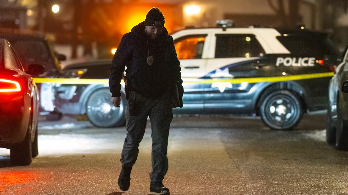 Police: Suspect in suburban Chicago murders shot himself in Texas ...