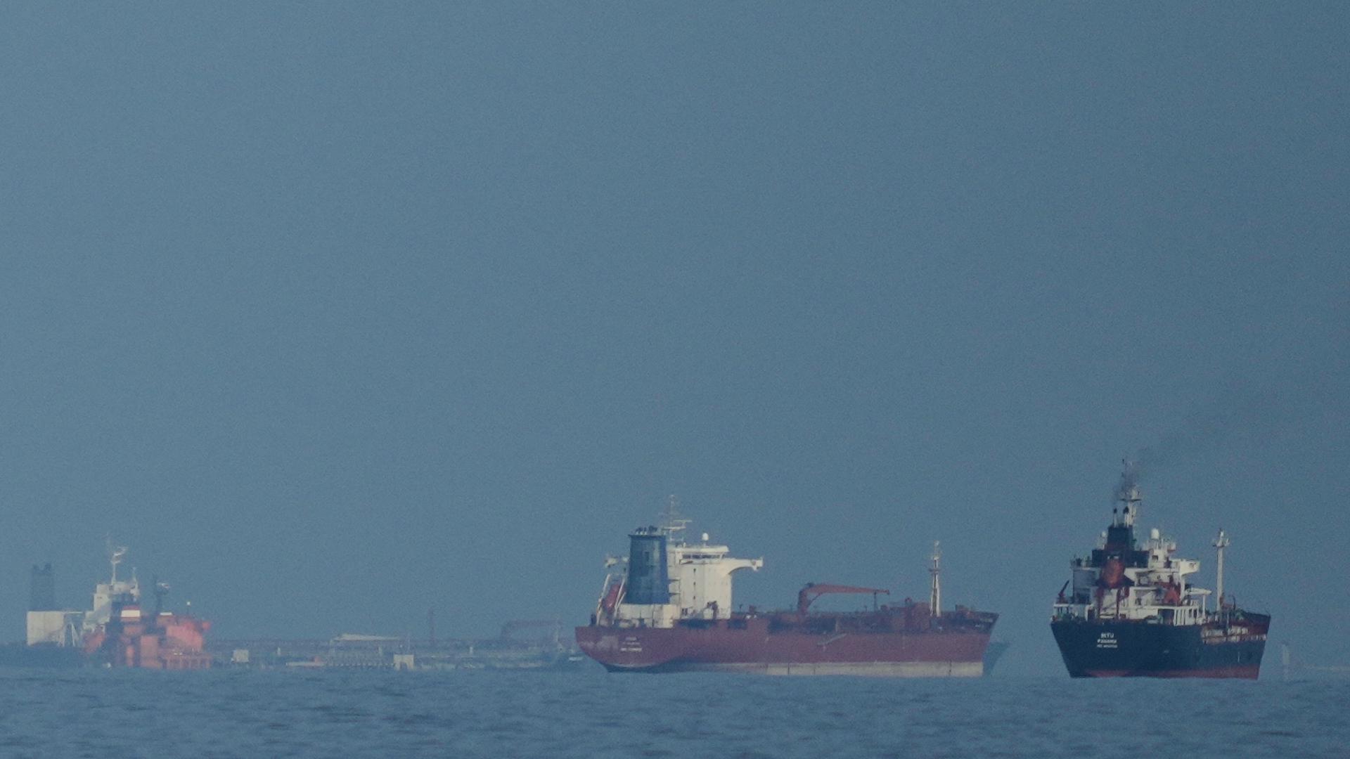US will begin its own blockade of the Strait of Hormuz as Iran ...