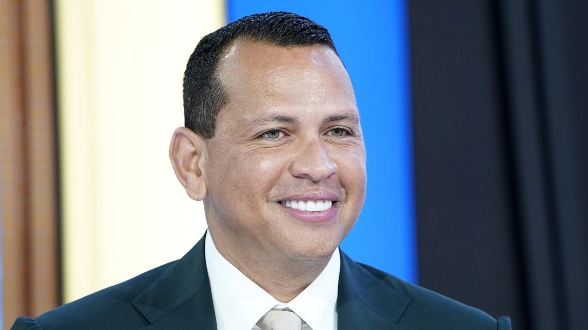 Alex Rodriguez Shares His Transformation and Declares He Left the 'Dad ...
