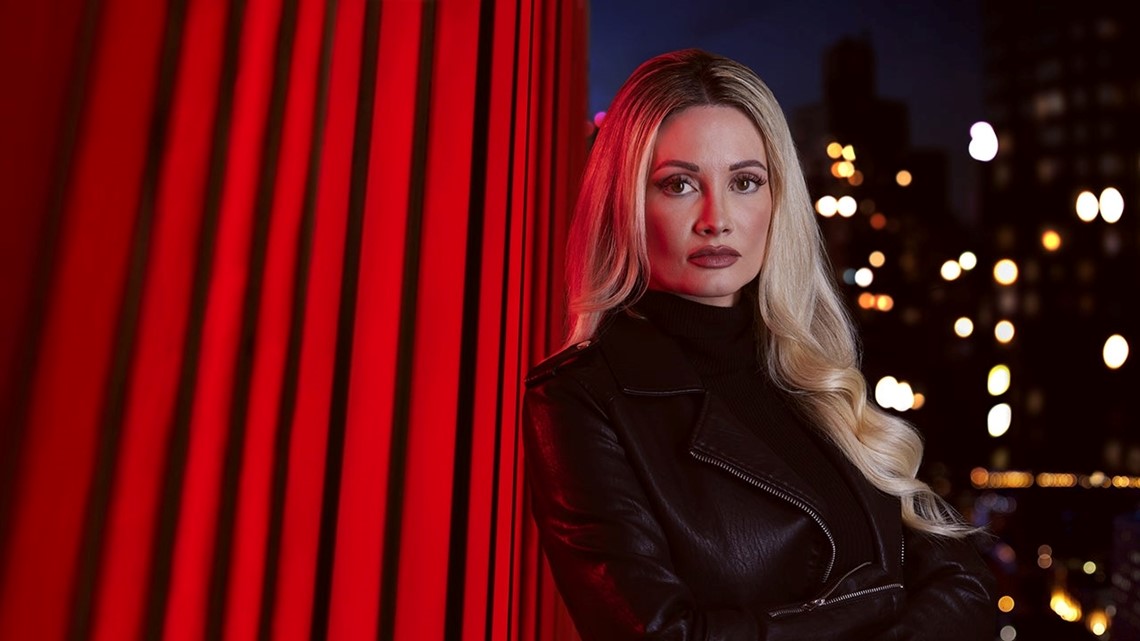 'Playboy Murders' EP Holly Madison Says Hugh Hefner Would Want These ...