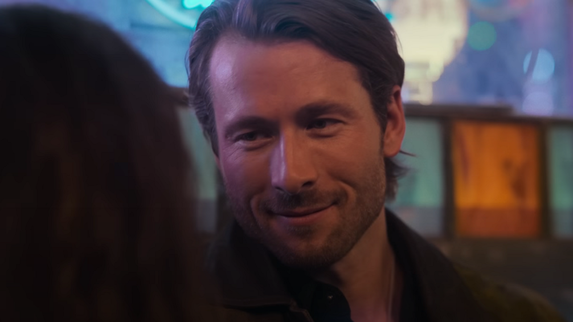 Glen Powell Goes Incognito in 'Hit Man' Trailer | ktvb.com