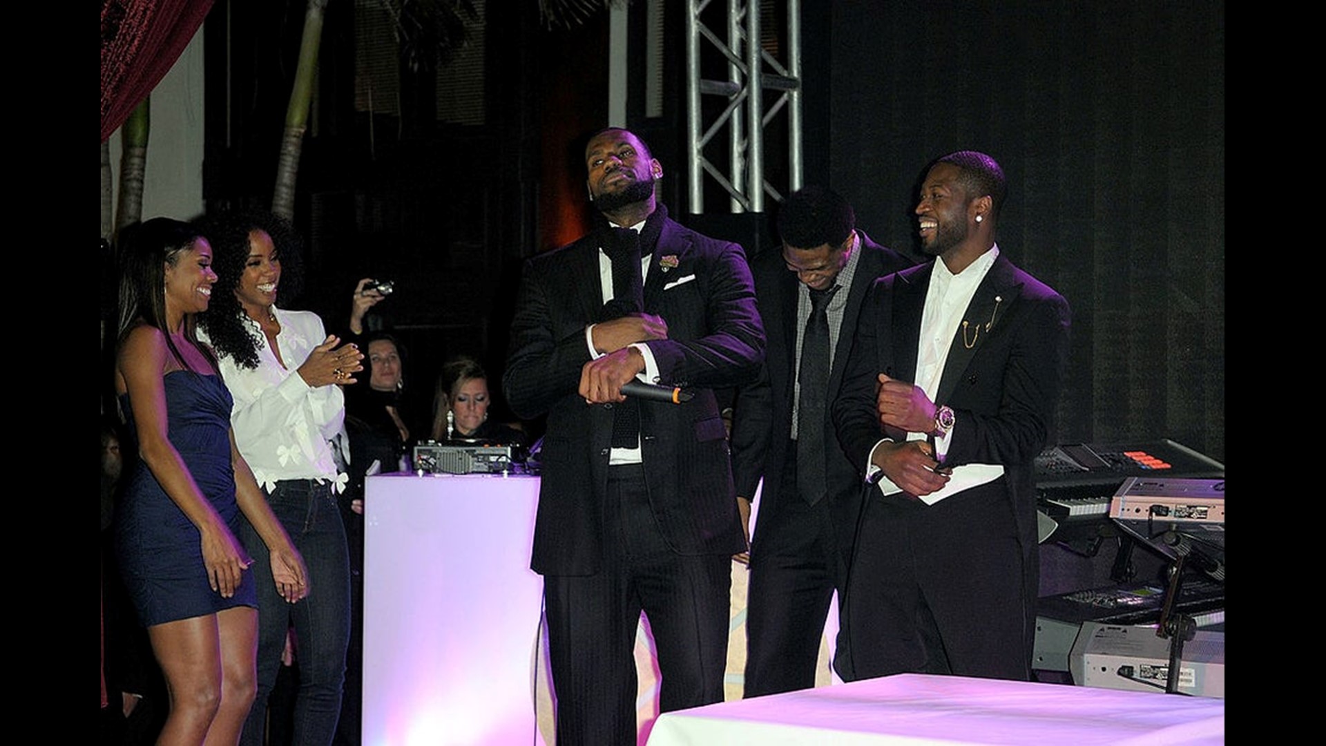 Kelly Rowland Shares How LeBron James Earned Her 'Cool Points' With Her ...