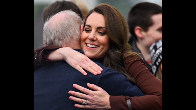 Kate Middleton Breaks Royal Protocol to Give Former Teacher a Big Hug ...