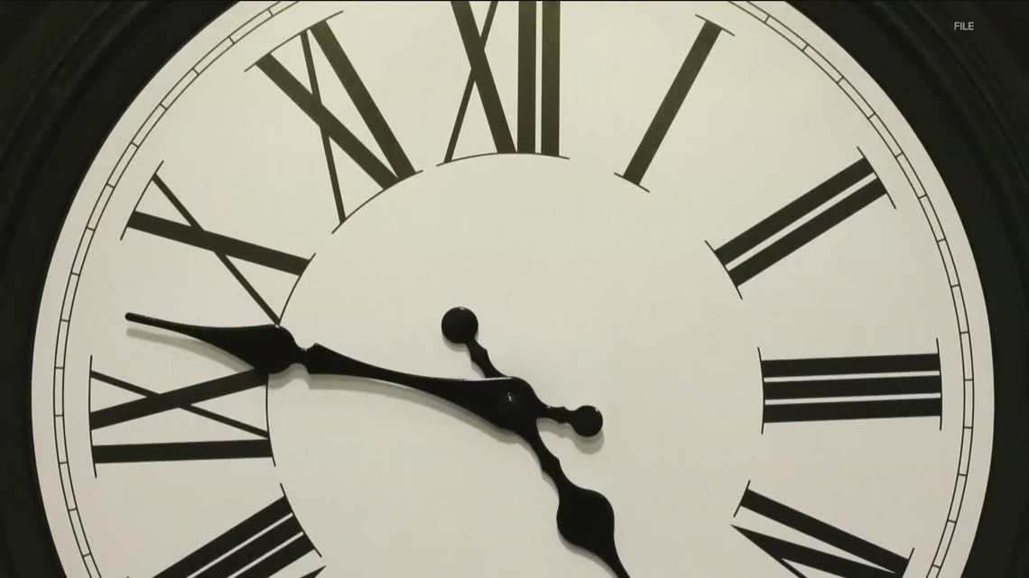 Oregon Senate passes another bill to end annual switching of the clocks ...