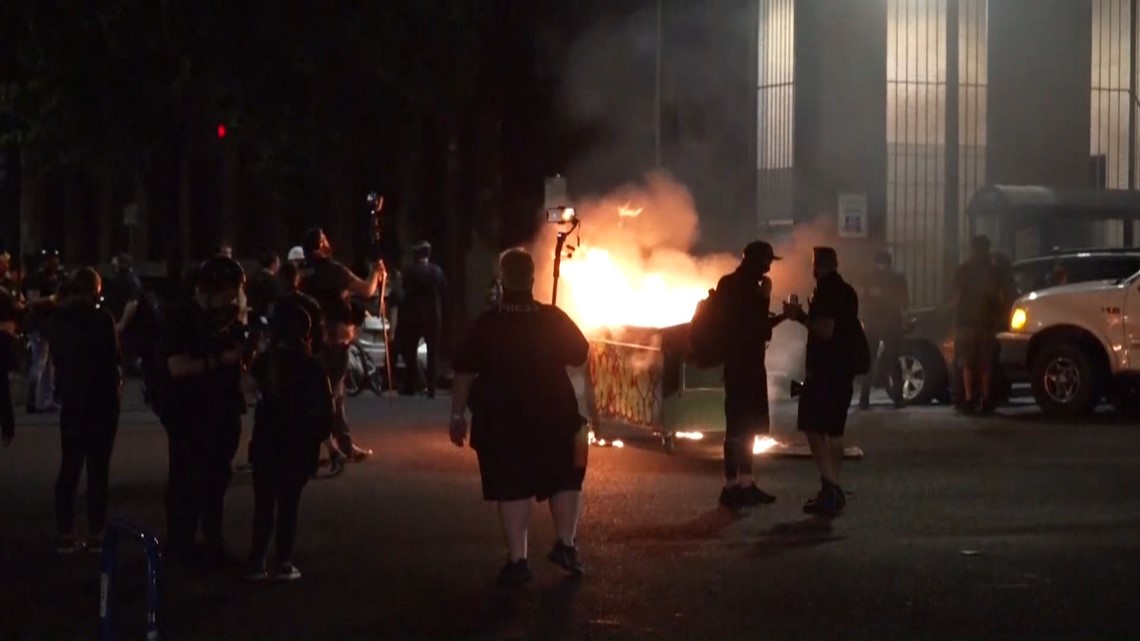 Portland protests: Group starts fire inside Multnomah Building | ktvb.com