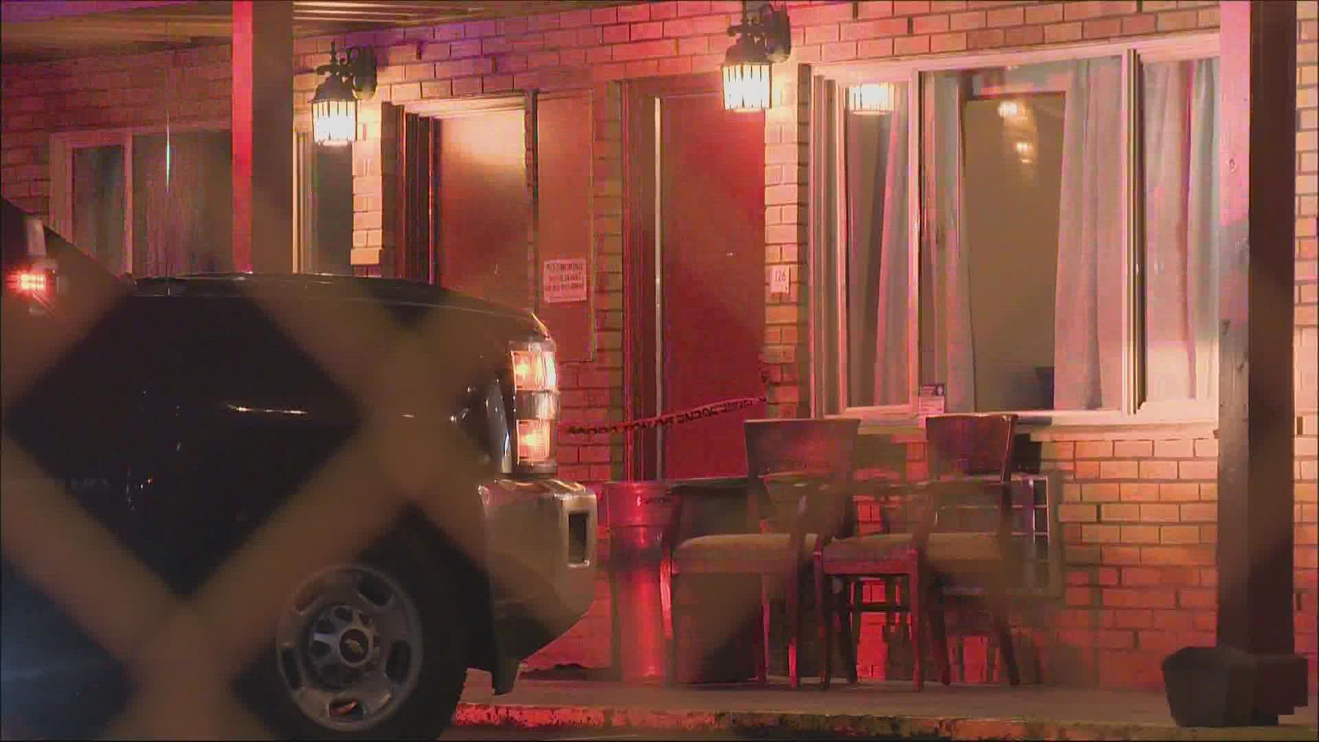 One dead in fire at former motel in NE Portland | ktvb.com