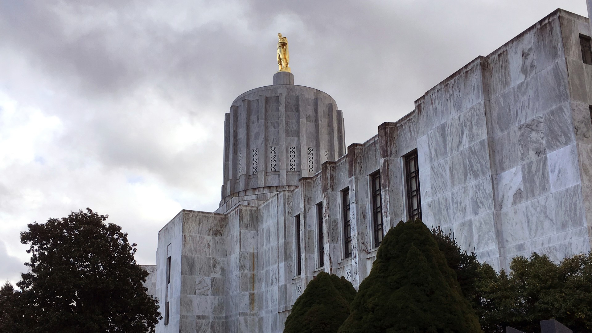 Oregon Capitol construction edges $90 million over budget | ktvb.com