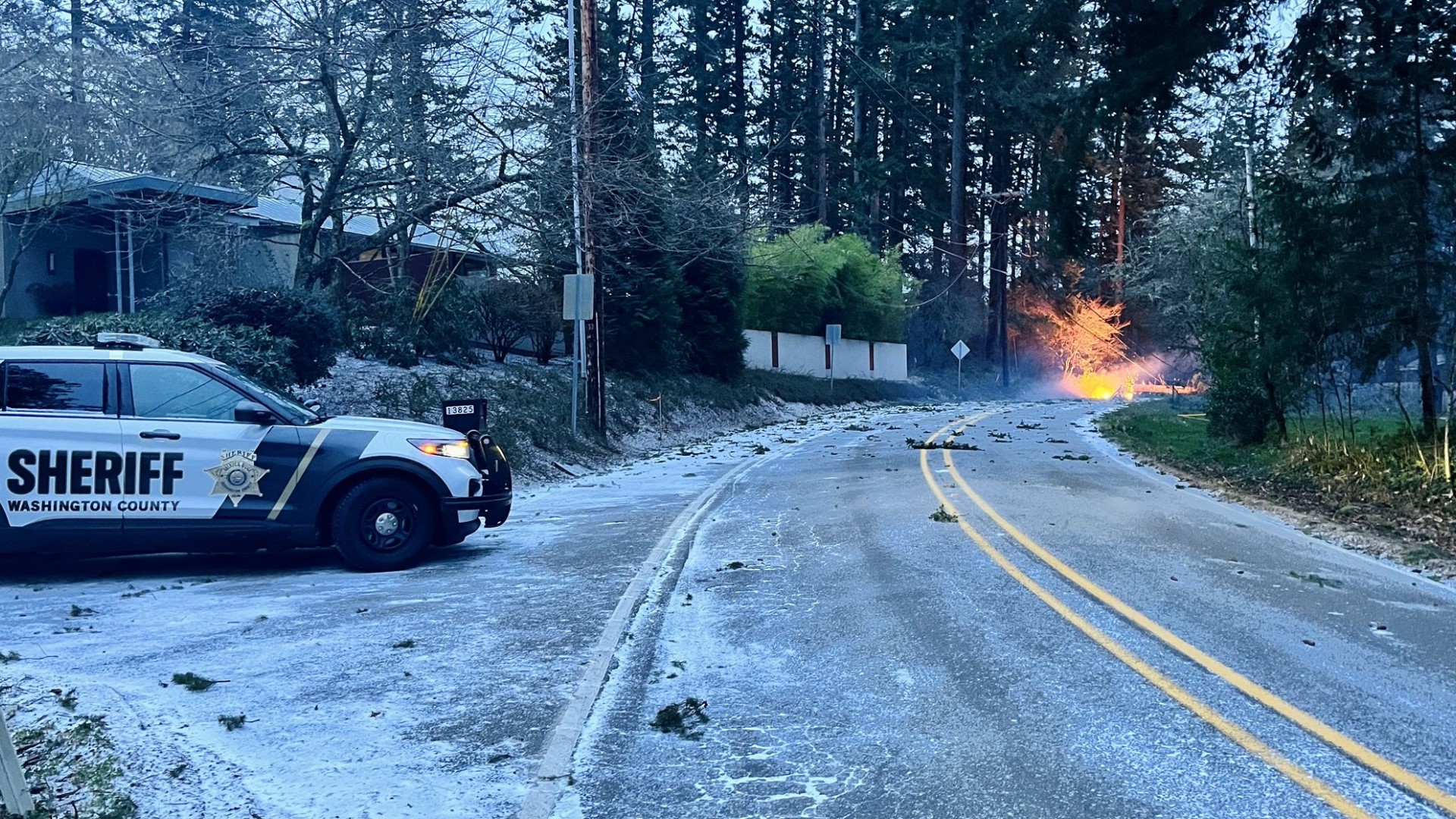 Portland winter storm: 3 dead, hundreds of thousands lose power | ktvb.com