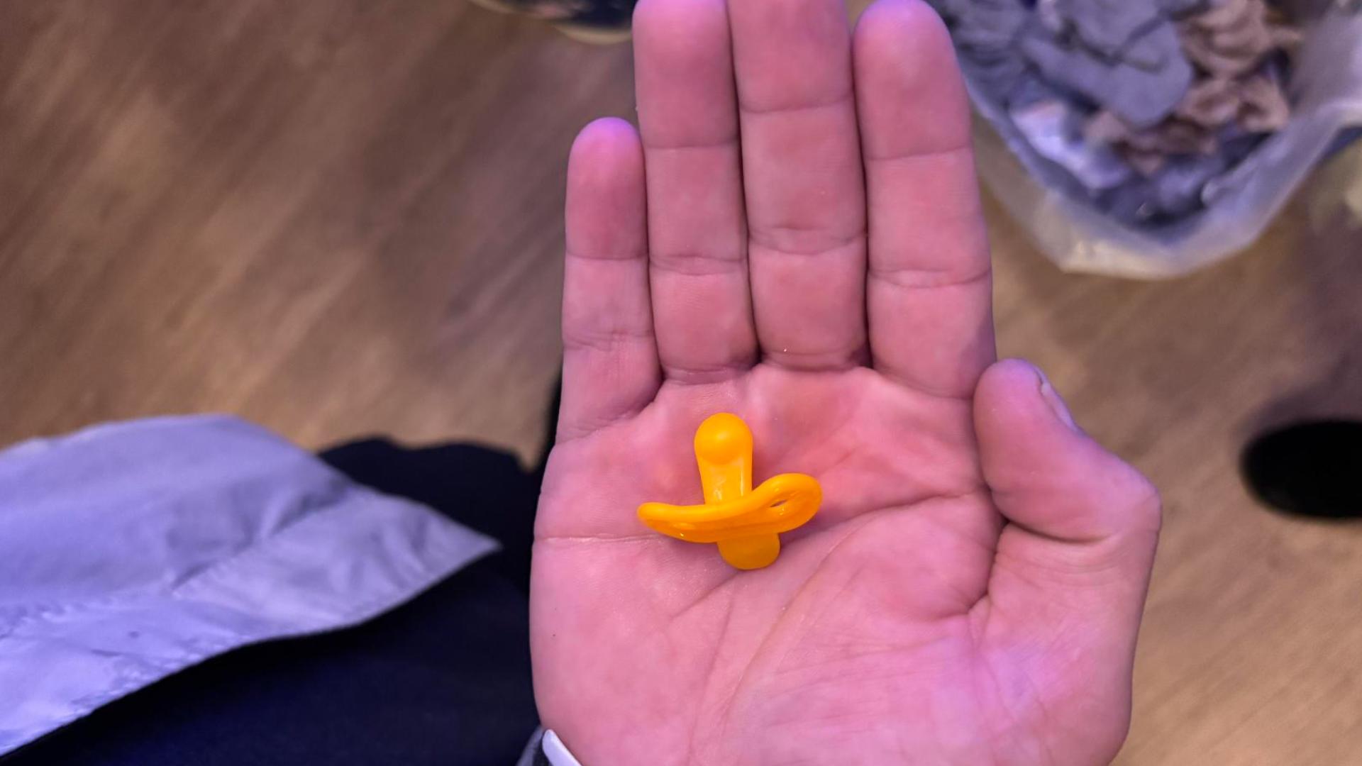 Oregon woman gives birth to 25-week-old twins on Christmas Day mid-move ...