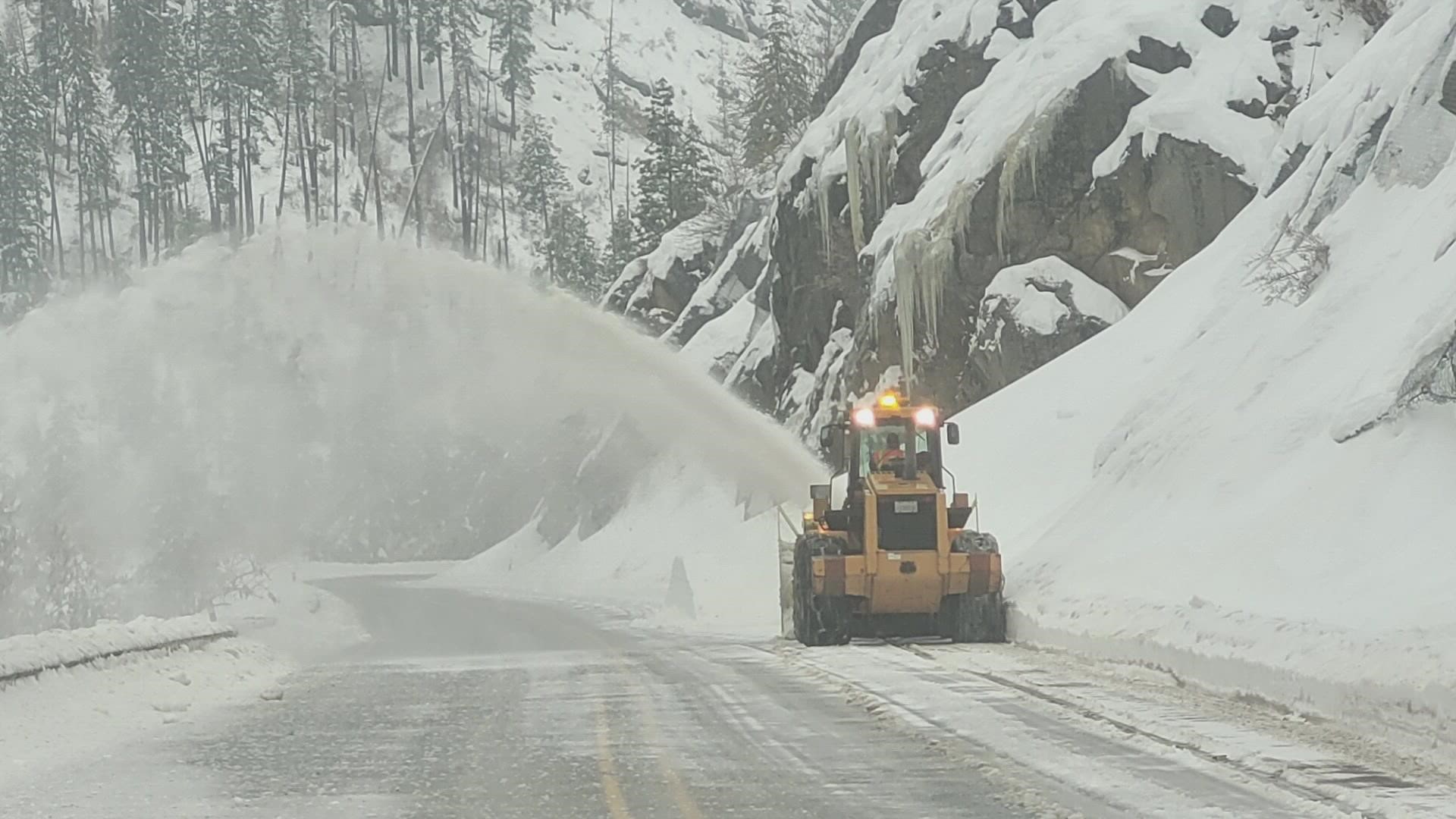 Stevens Pass closed due to freezing rain, avalanche danger | ktvb.com