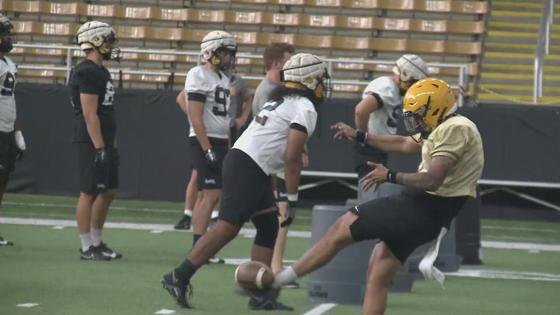 Idaho kicker Ricardo Chavez switches feet, earns preseason All-Big Sky ...
