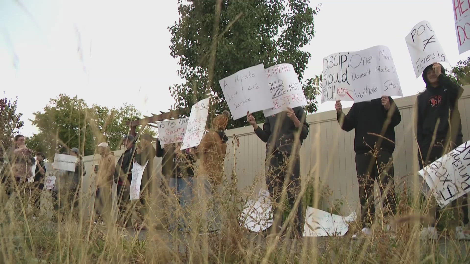 Parents, Students Protest Suspension at Post Falls High | ktvb.com