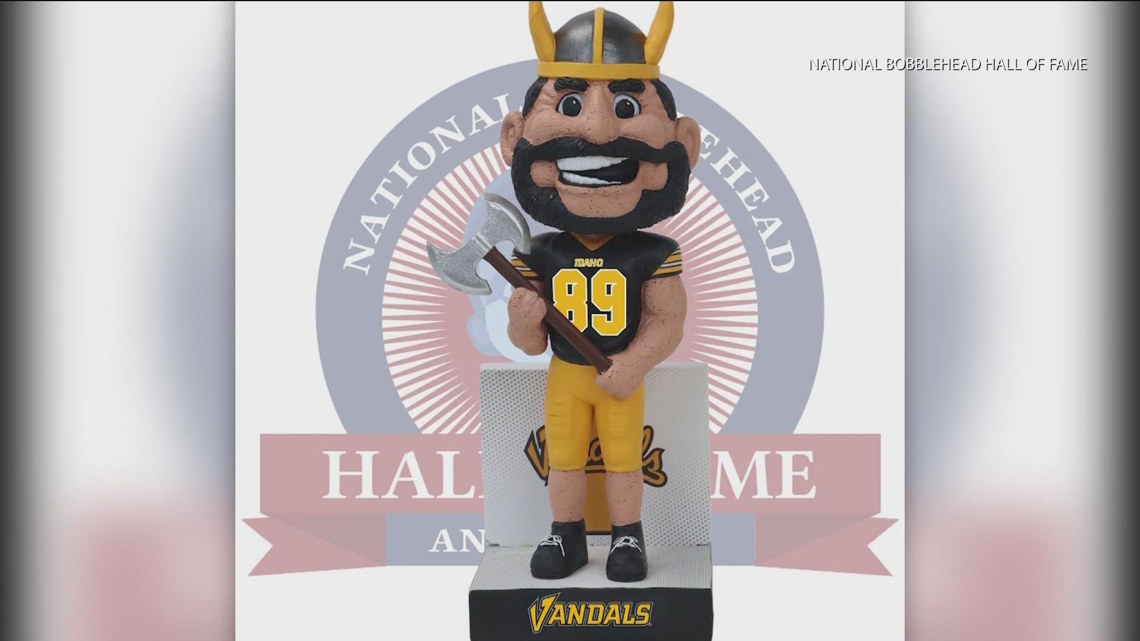 University of Idaho's Joe Vandal inducted into the National Bobblehead ...