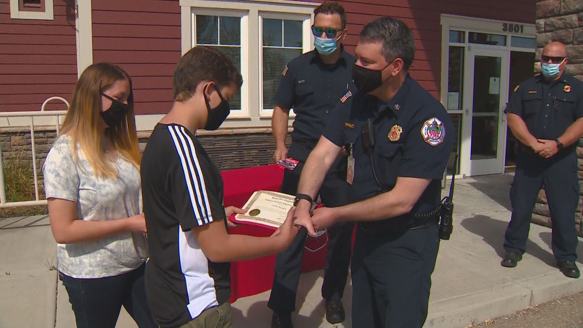 Boise teens honored for quick response and extinguishing car fire ...