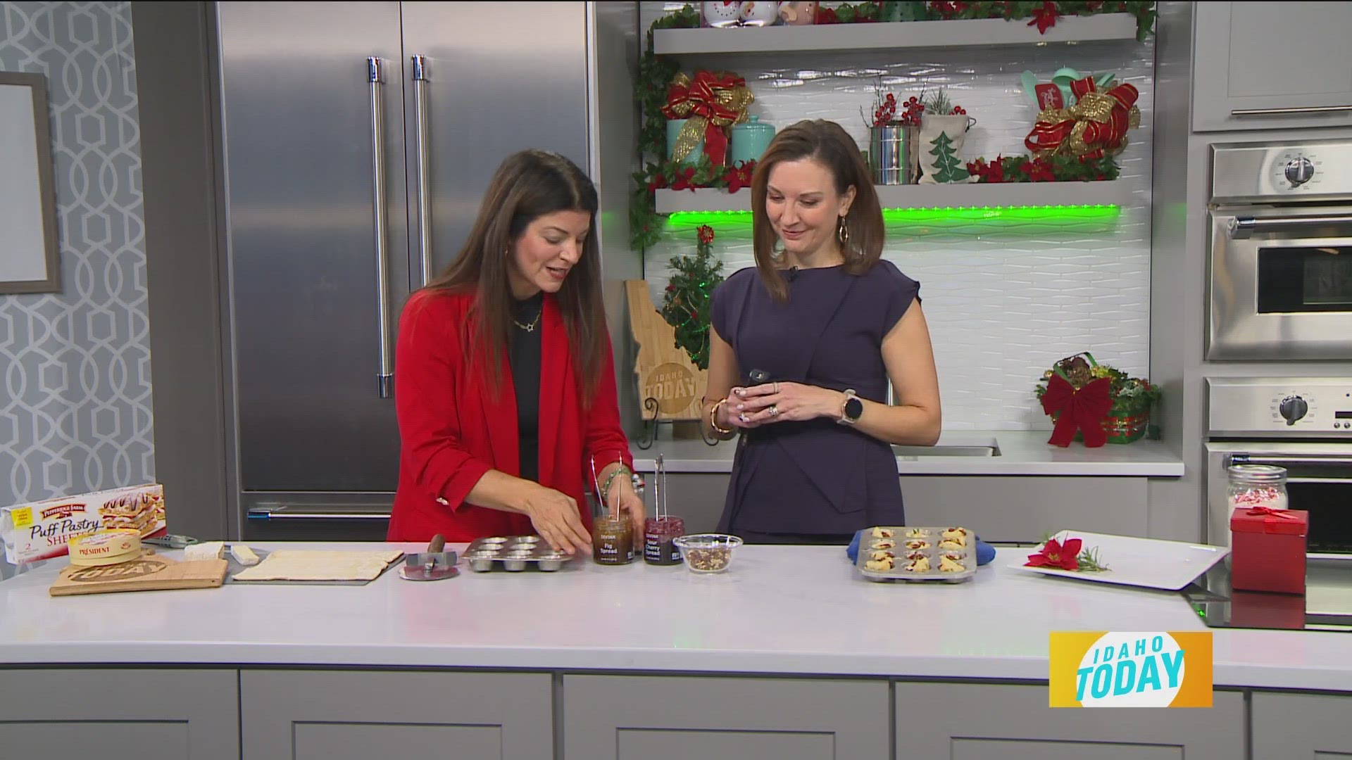 Puffed Pastry Brie Bites: A Cheap Cheat For A Last Minute Holiday Hors ...