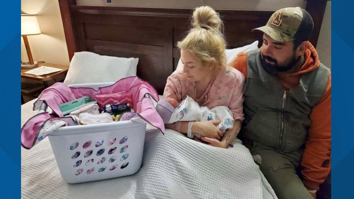 Parents, hospitals celebrate first babies born locally in 2021 | ktvb.com