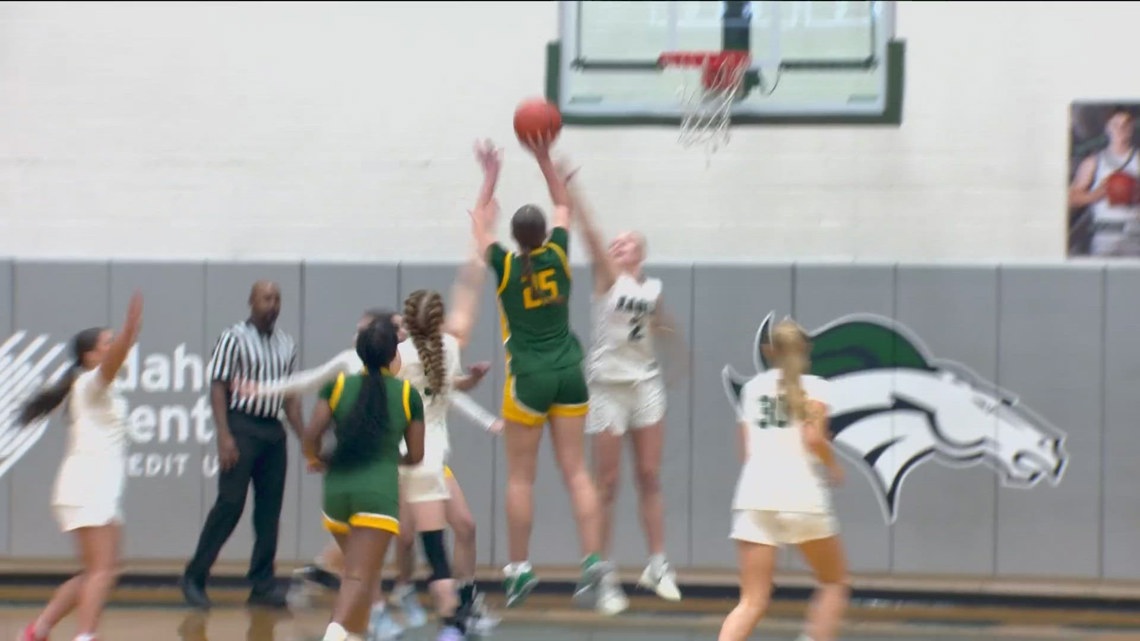 Borah Lions lead the Eagle Mustangs in girls 6A basketball | ktvb.com