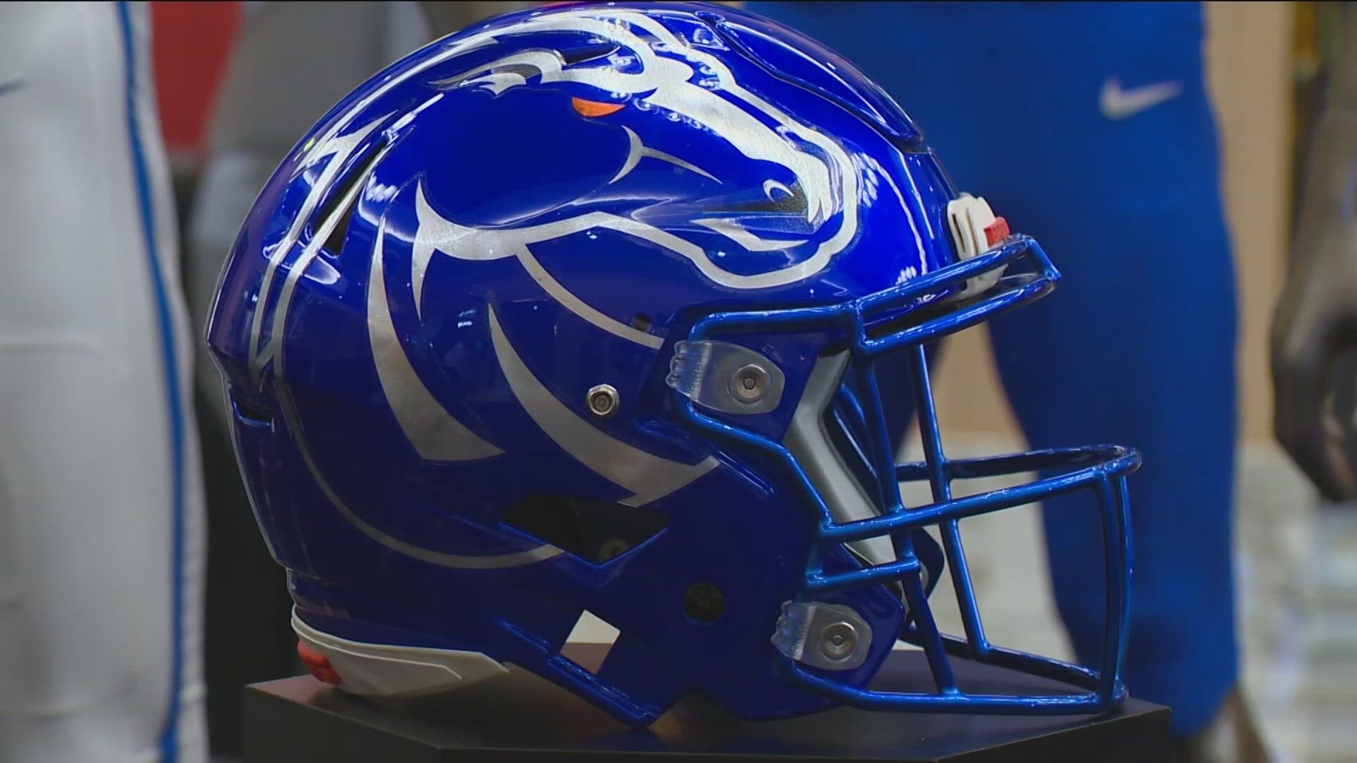 Live in Las Vegas: Boise State dominates Mountain West preseason honors ...