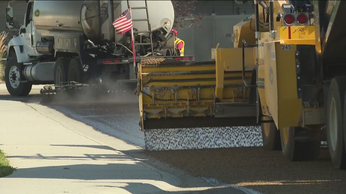 Chip sealing work underway in Nampa | ktvb.com