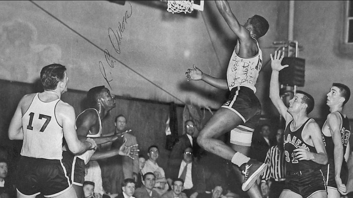 Wife of NBA legend Elgin Baylor attending C of I's quarterfinal matchup ...