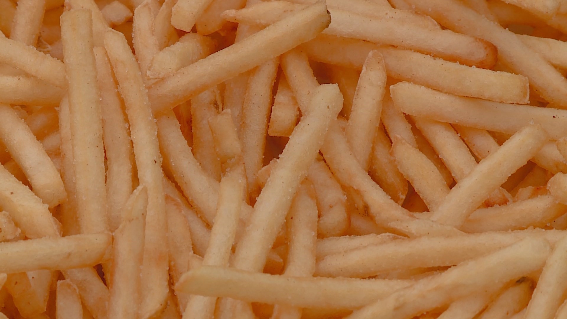 Simplot to serve up 5,000 pounds of free fries at bowl game | ktvb.com
