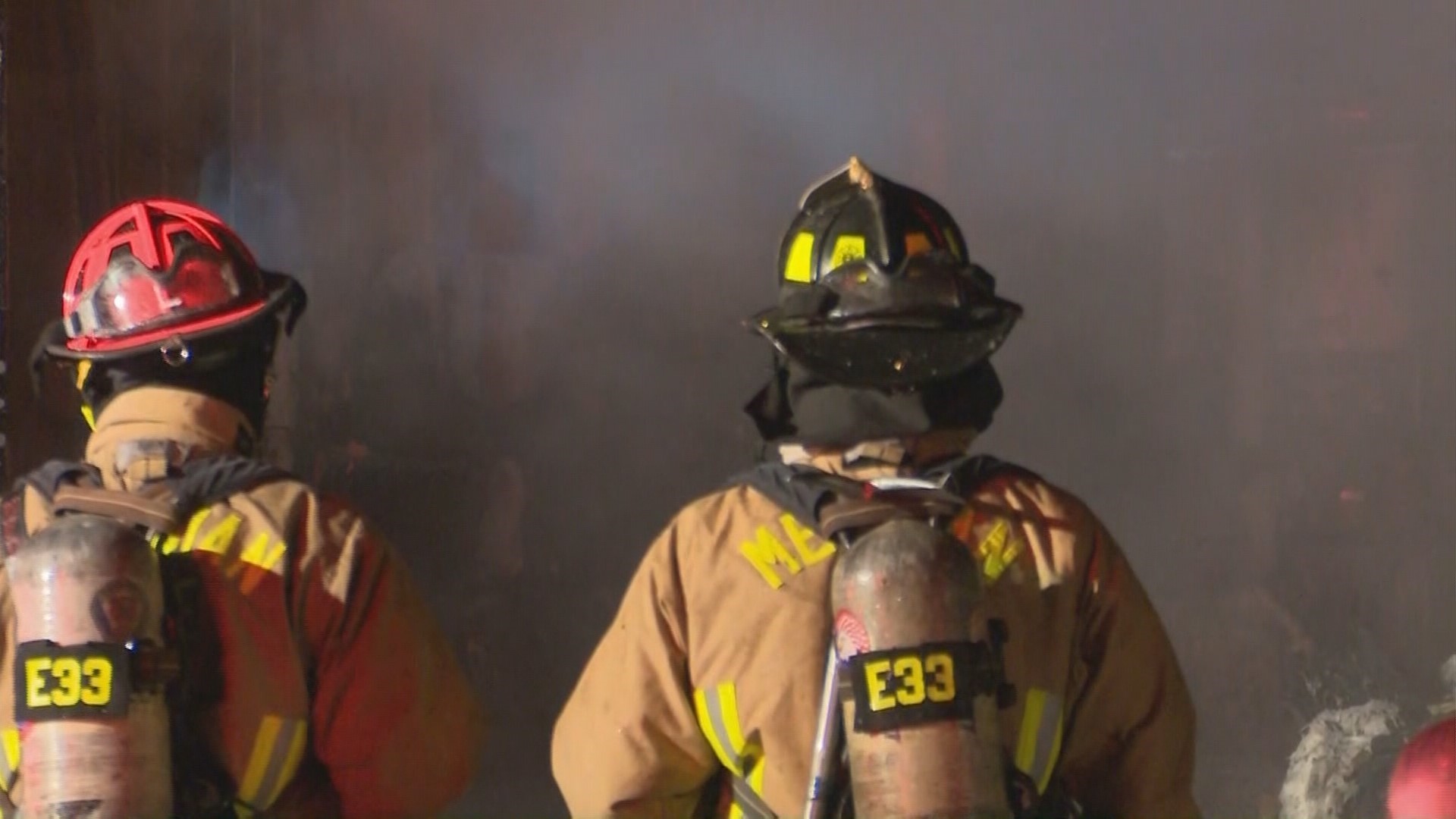 Flames seen leaping from garage in Meridian house fire | ktvb.com