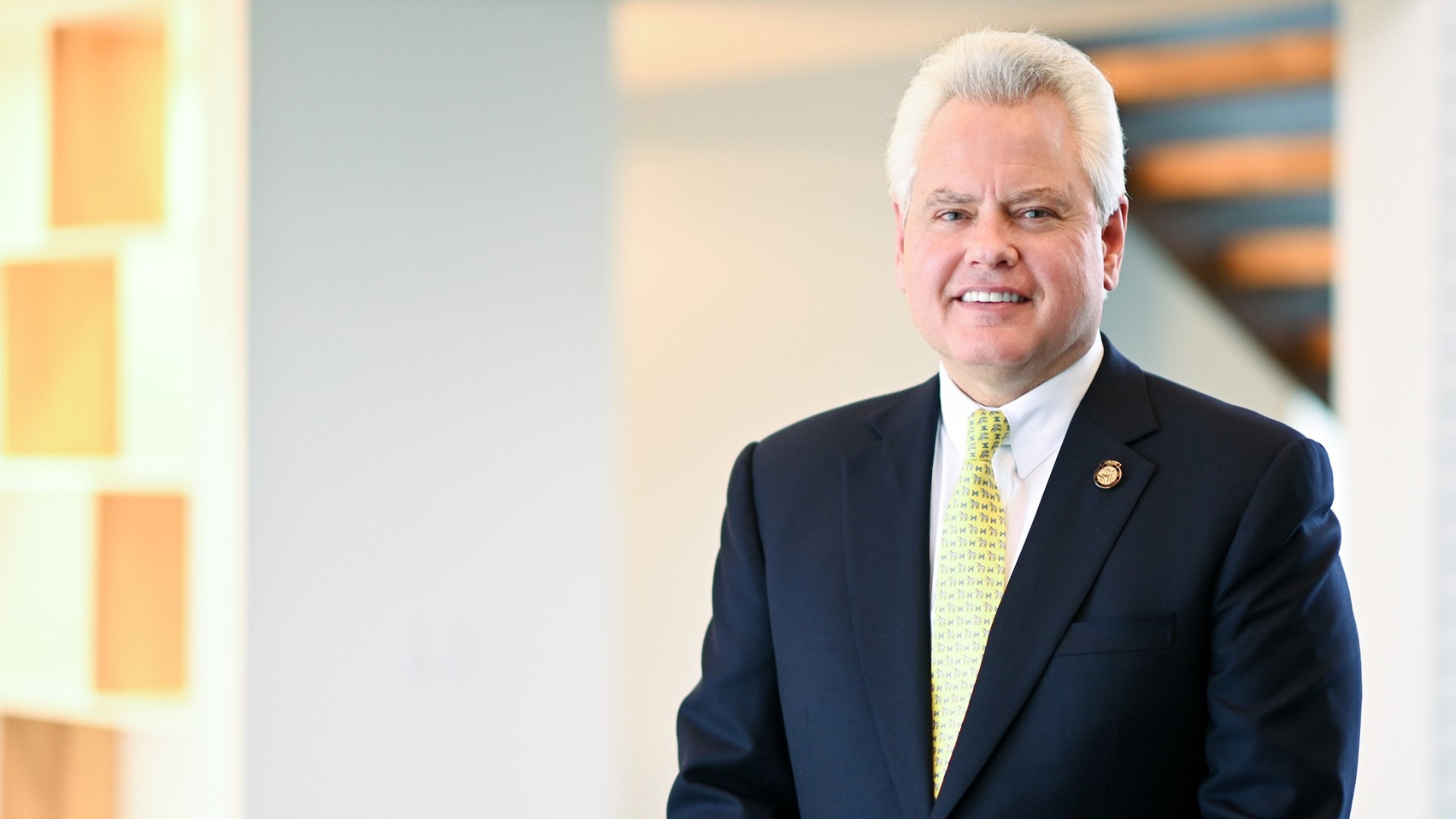 U of I answers lawmakers' questions over U of Phoenix transaction ...