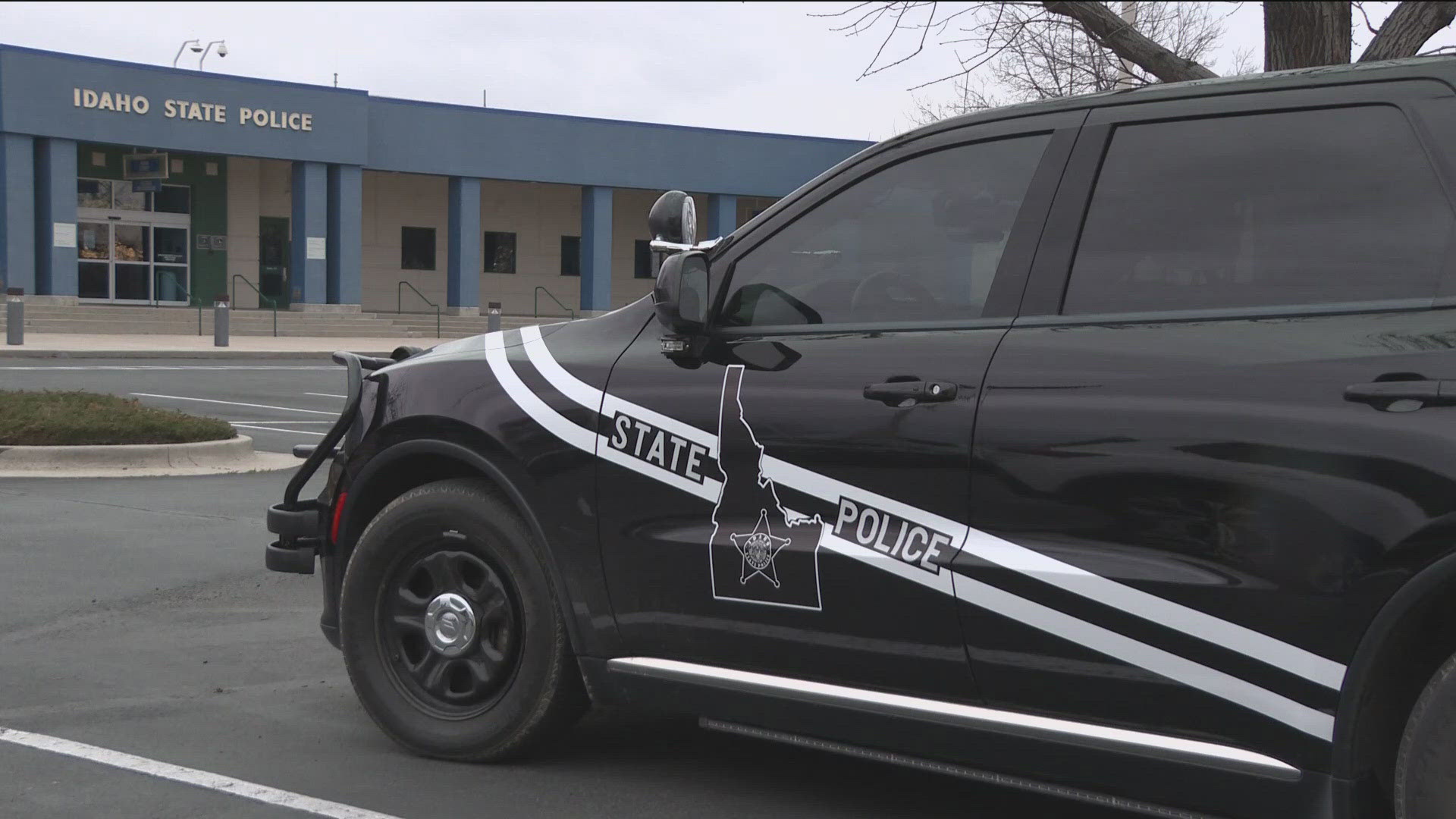 ISP faces historic trooper shortage as pay gap drives officers to ...