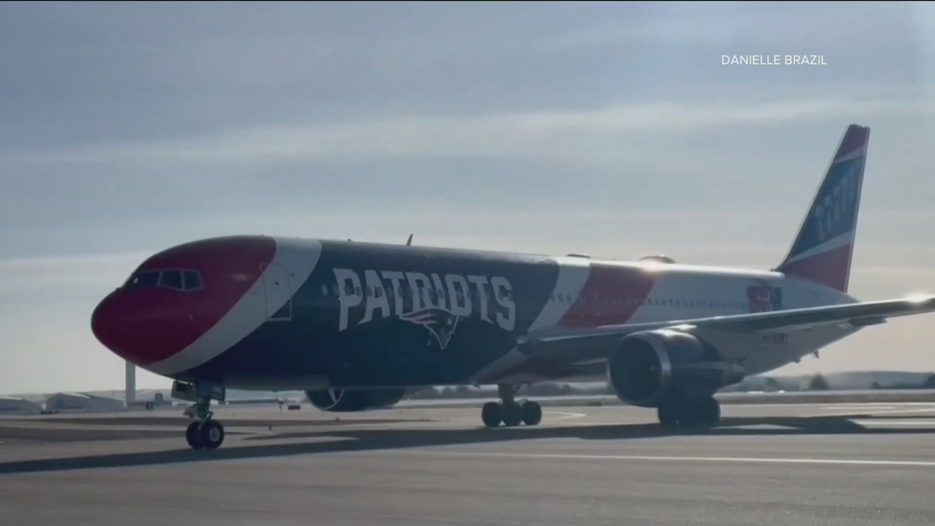 Patriots plane brings the Fresno State Bulldogs to town | ktvb.com
