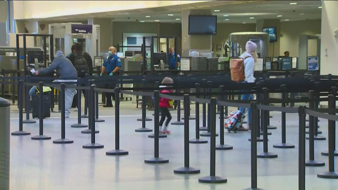 Boise Airport provides travel tips for upcoming holiday season | ktvb.com