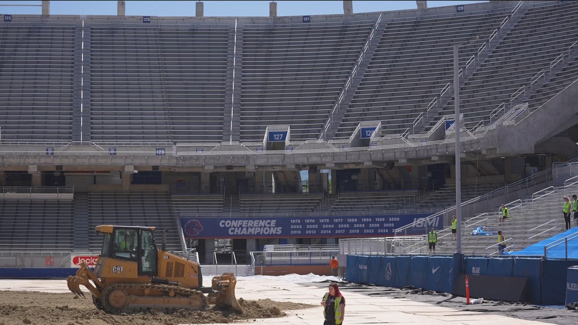 Boise State explores future upgrades to Albertsons Stadium as monster ...