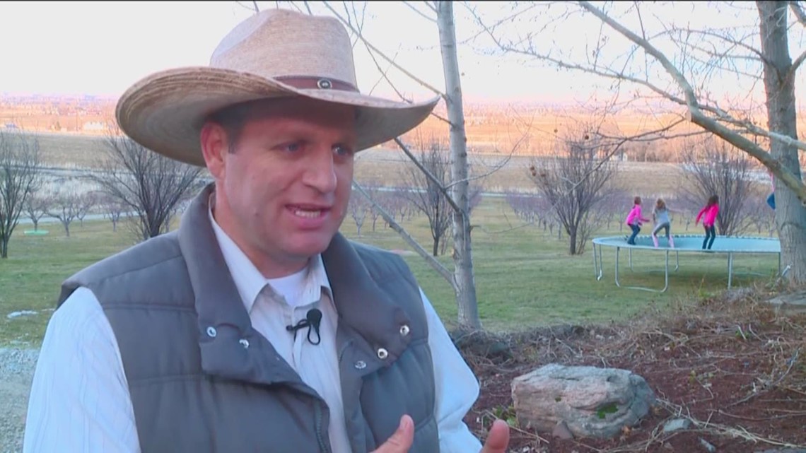 Ammon Bundy speaks out from his Emmett home after his case is dismissed ...