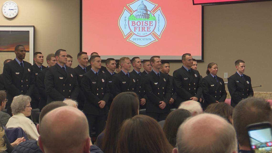 Boise Fire welcomes 21 new firefighters in department's largest ...