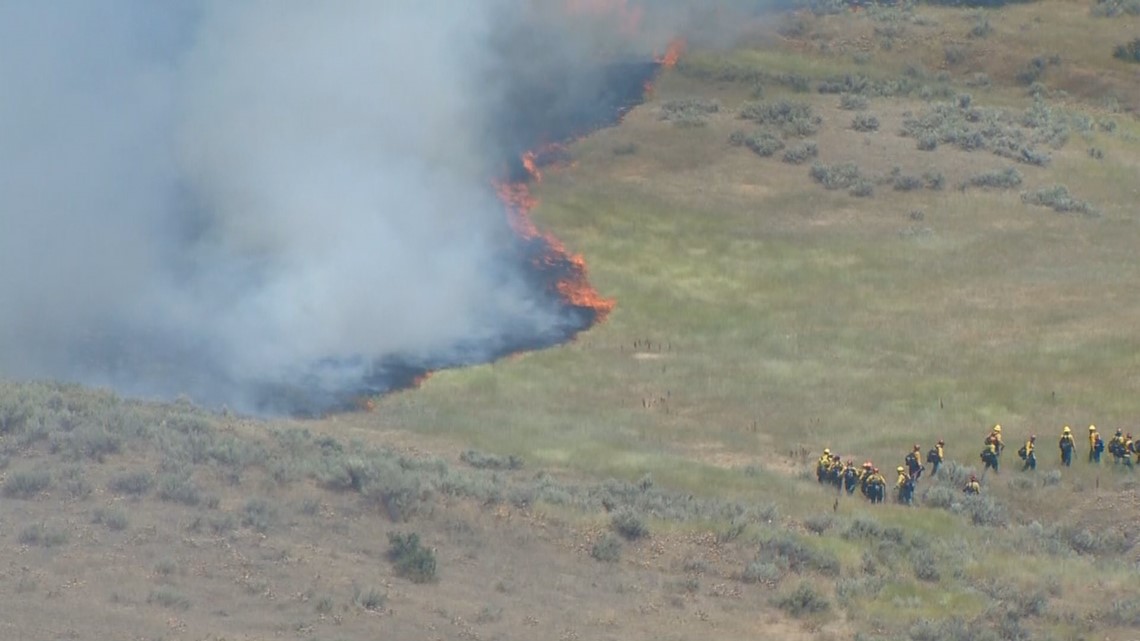 Highway 95 back open as crews battle wildfire near Midvale | ktvb.com