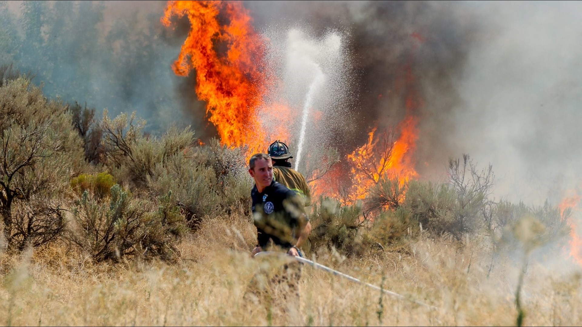 Multiple agencies battle brush fire in Kuna | ktvb.com