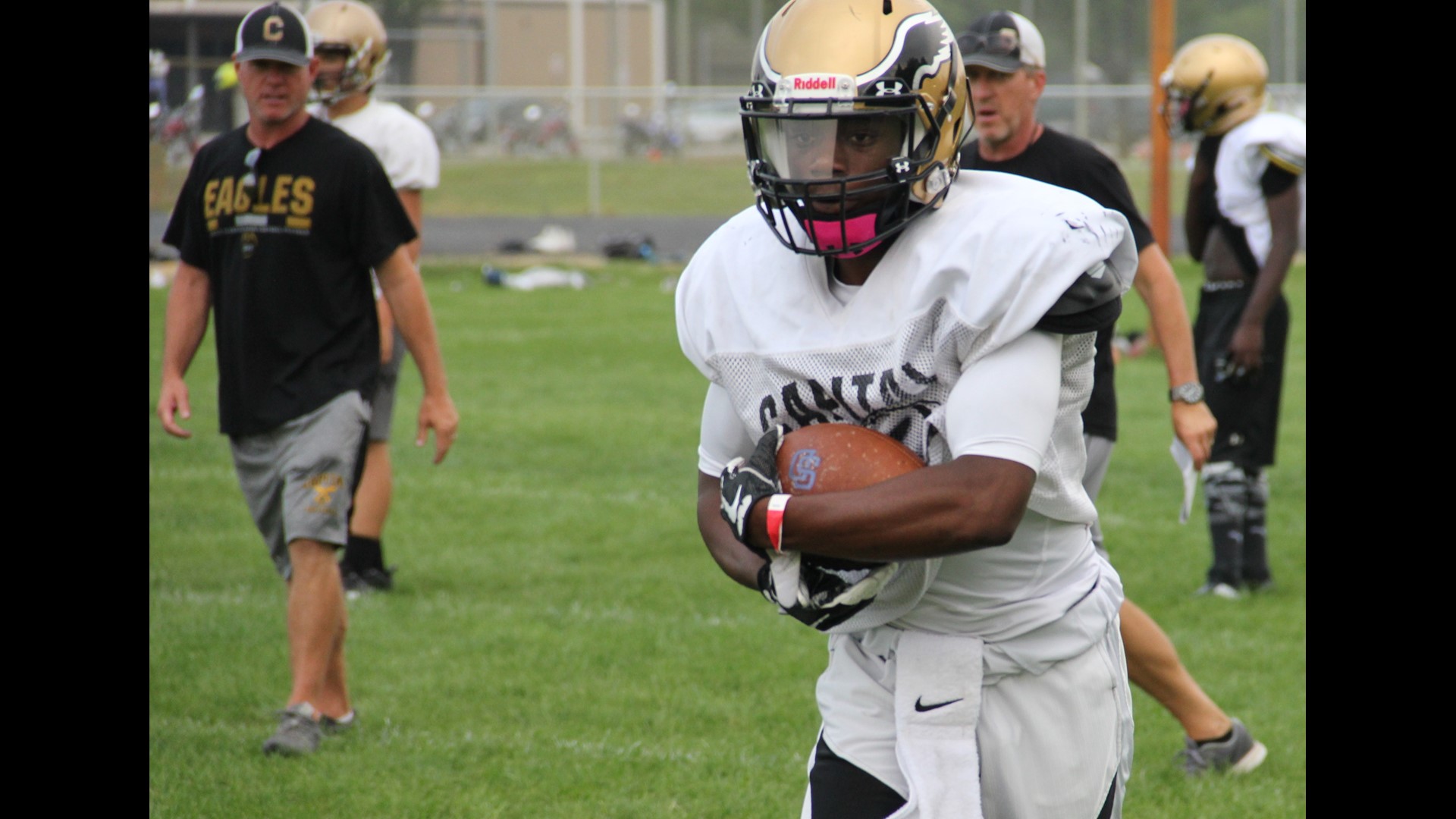 PHOTO: 2018 Capital Eagles football preview | ktvb.com