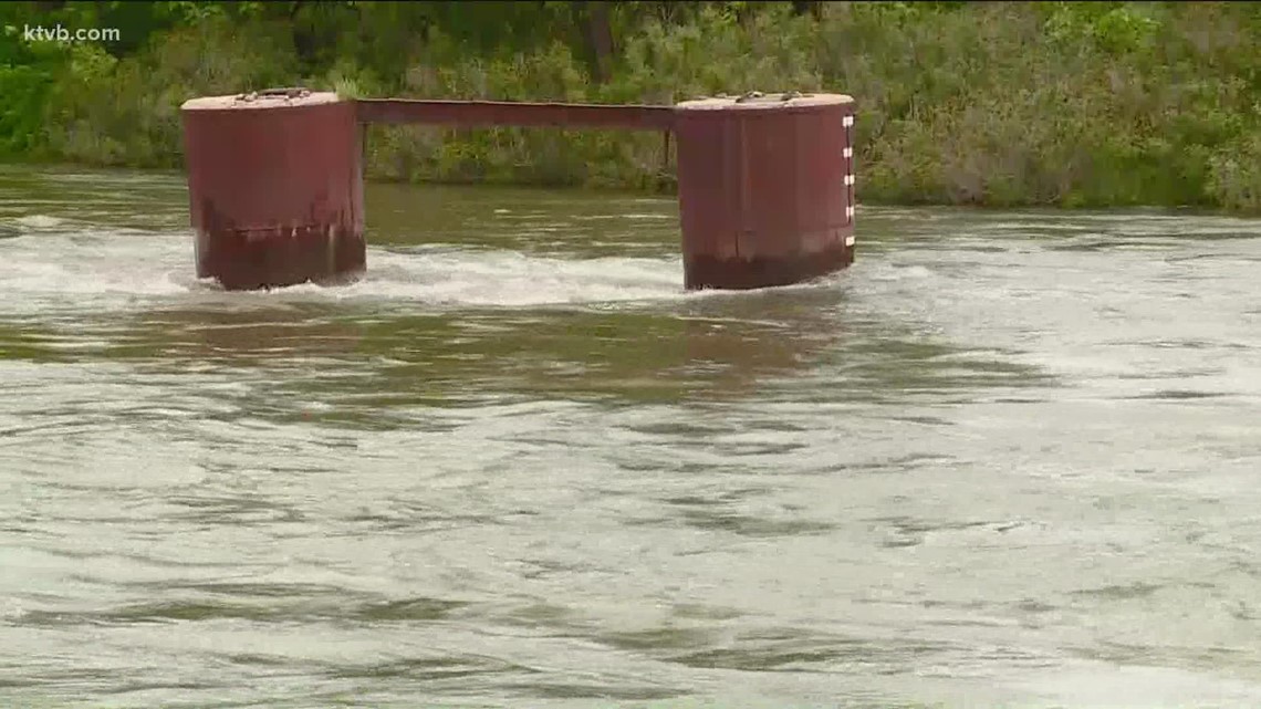 Man missing after falling out of raft in Payette River | ktvb.com