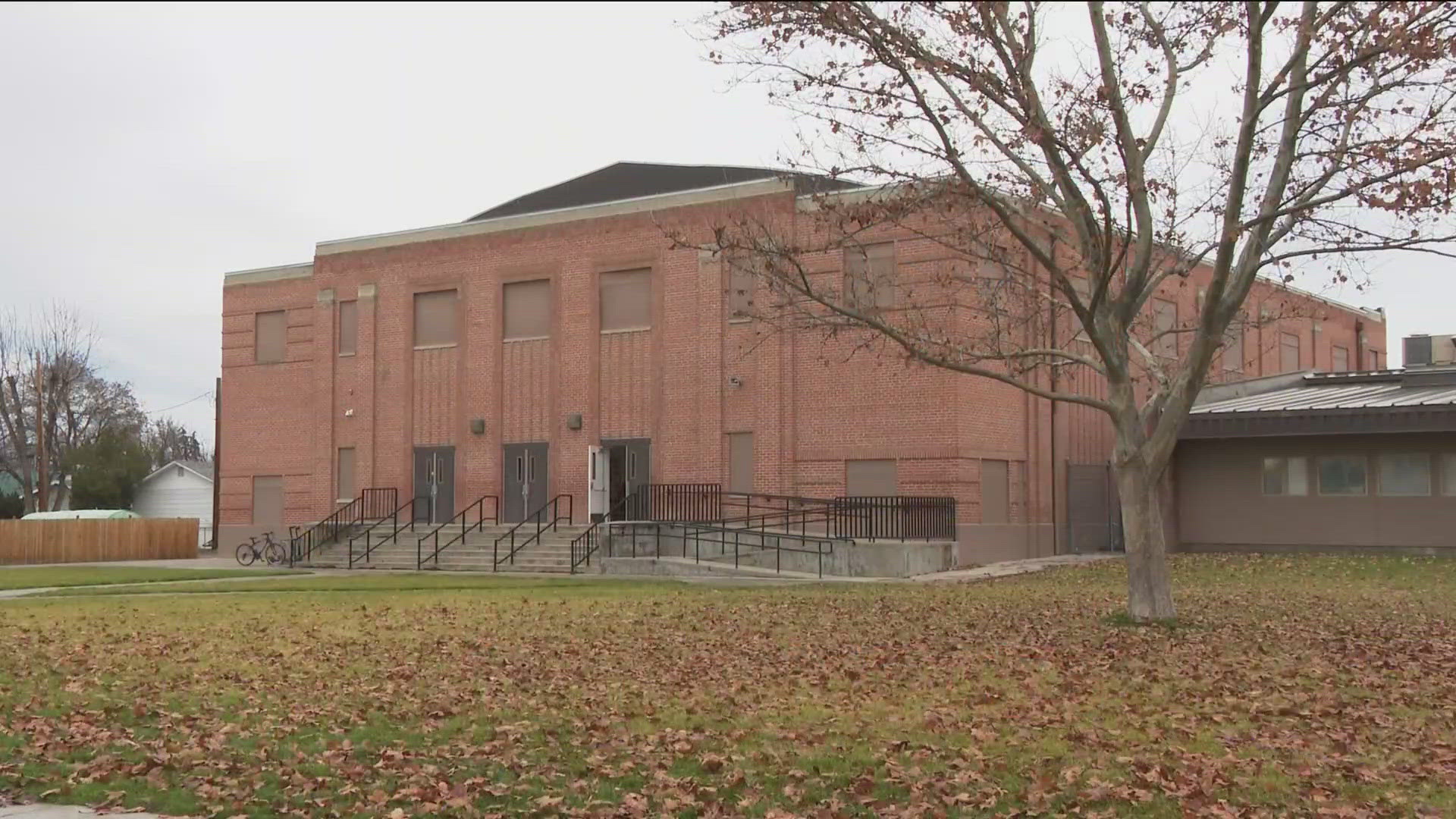 Milwaukee puts road win streak on the line against Golden State | ktvb.com