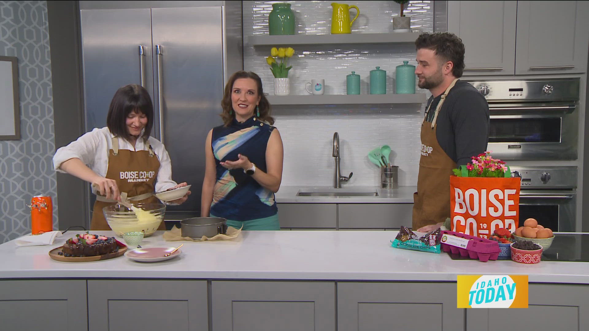 Boise Co-op makes a two-ingredient, gluten-free chocolate cake | ktvb.com