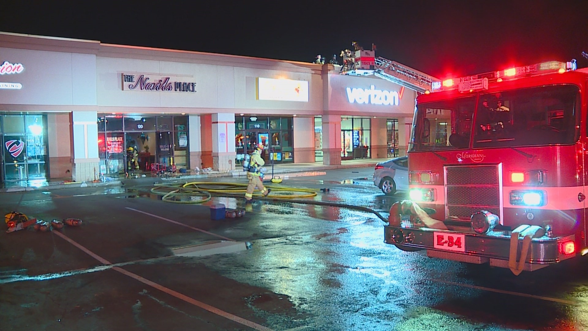 Crews battle fire in Meridian strip mall, nail salon damaged | ktvb.com