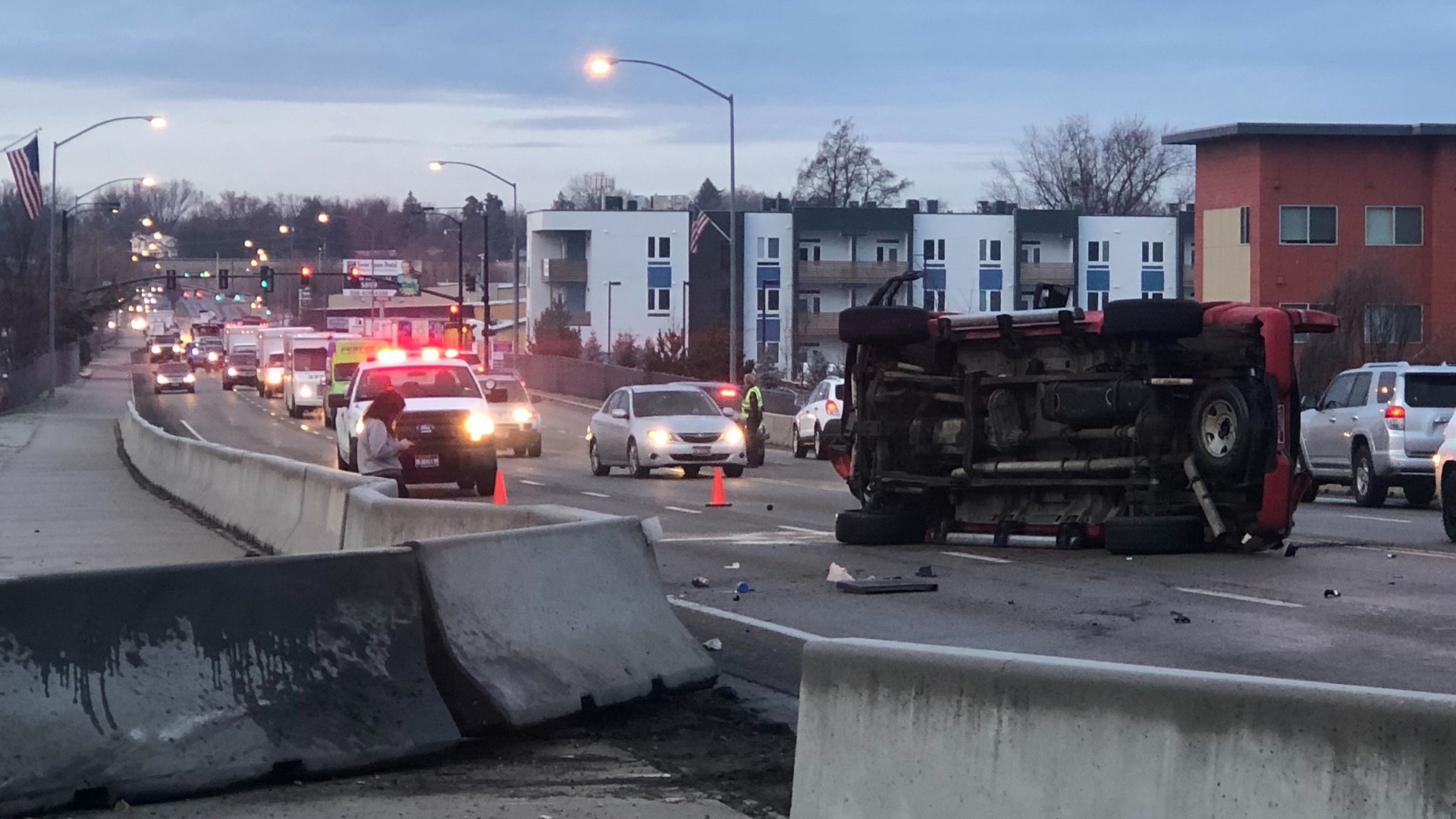 Rollover crash blocks lanes of Veterans Memorial Parkway near the Boise River | ktvb.com