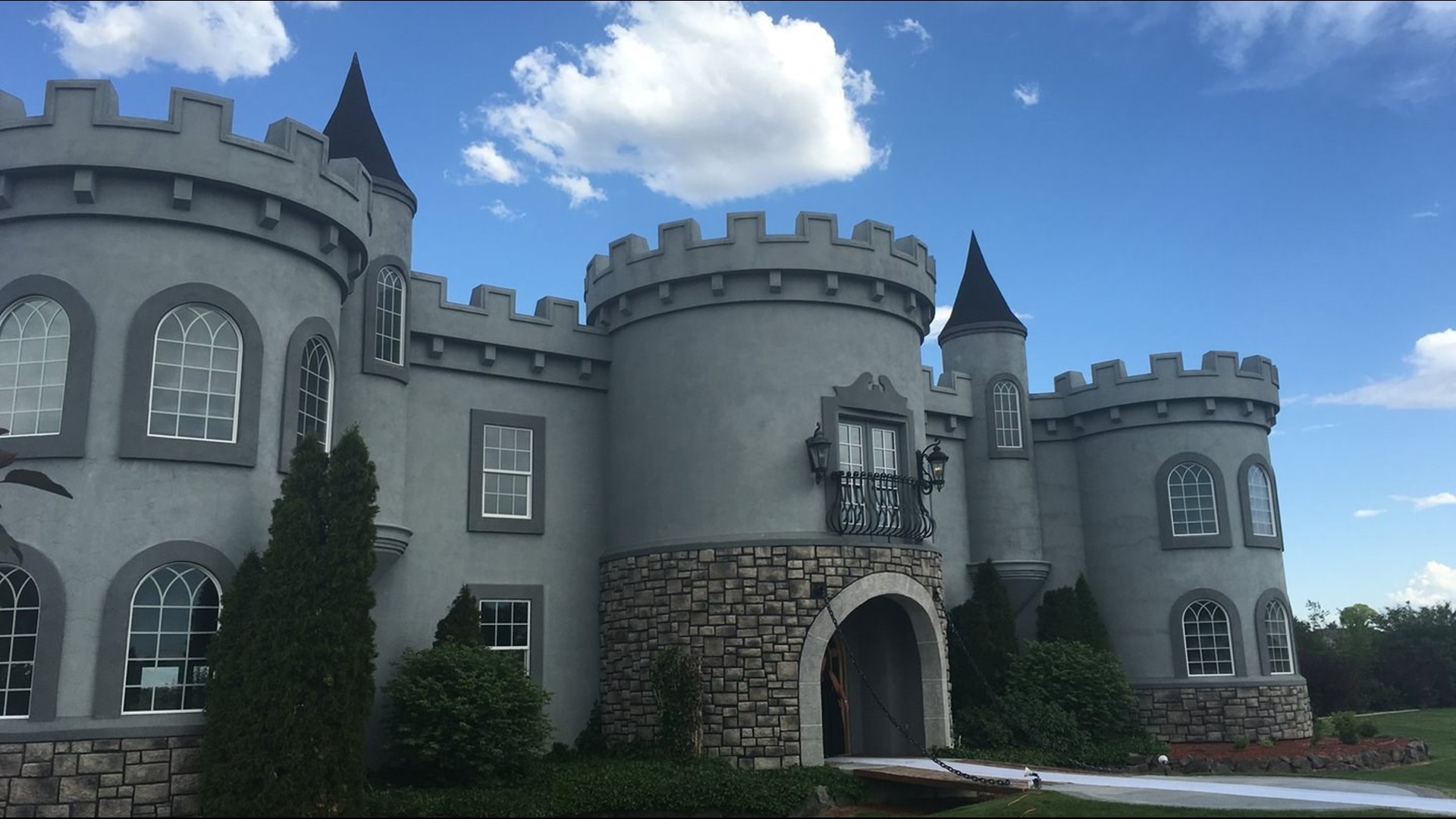 Iconic Kuna castle house is on the market for $1.5 million | ktvb.com