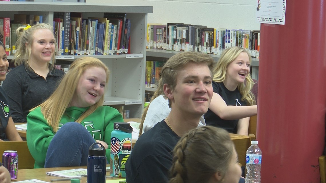 Melba High School teaches students to take a stand against violence ...