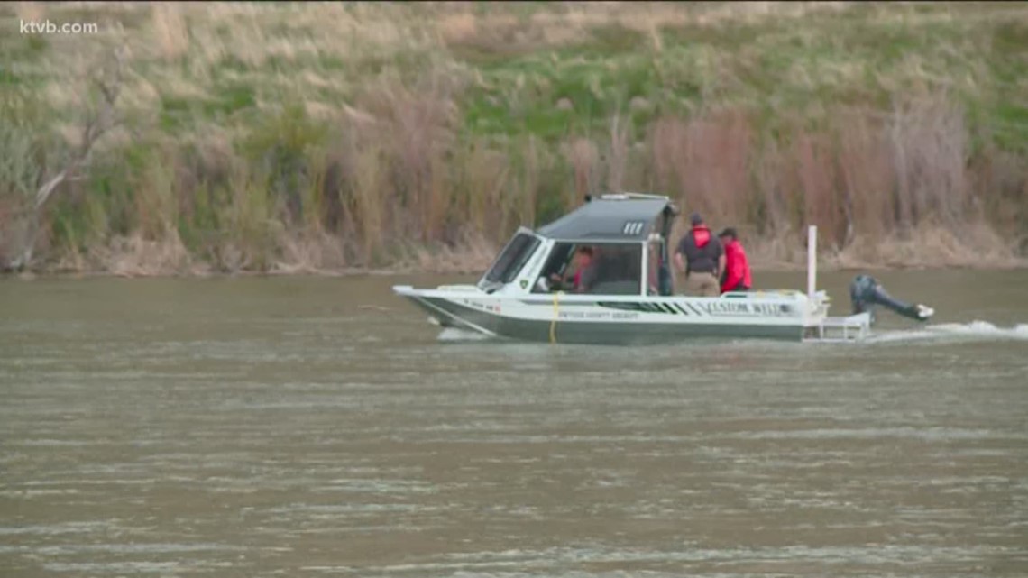 Man missing after canoe accident on Snake River | ktvb.com