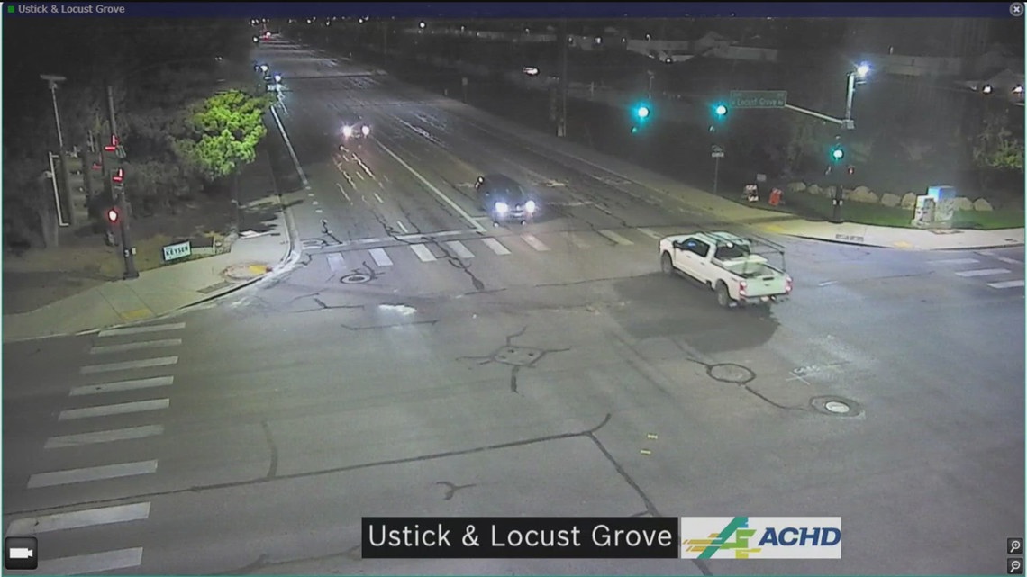 Fatal crash at Ustick and Locust Grove kills 18-year-old motorcyclist ...